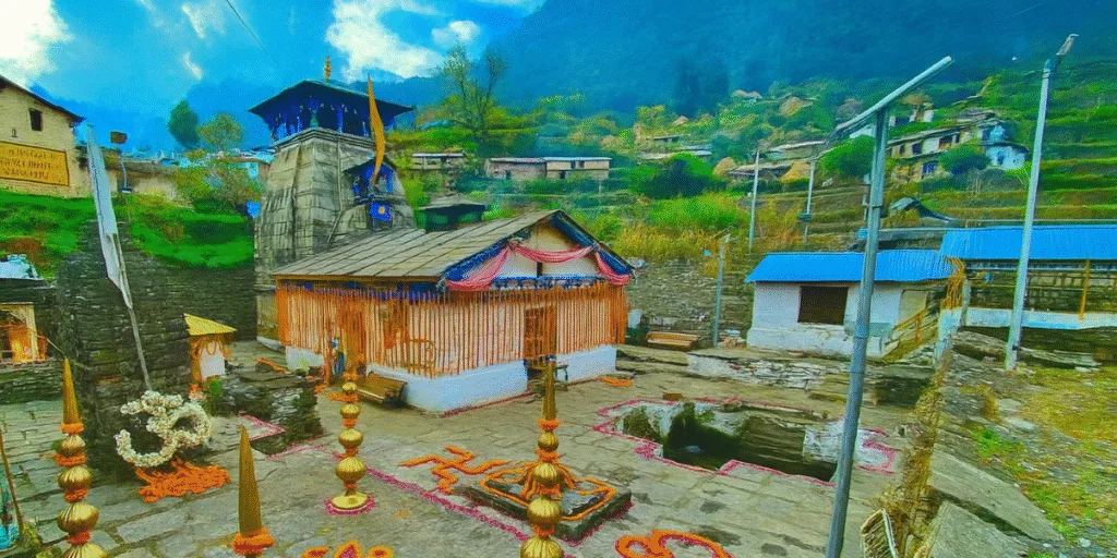 Triyuginarayan Temple – Uttarakhand’s Sacred Wedding Spot in the Hills ...
